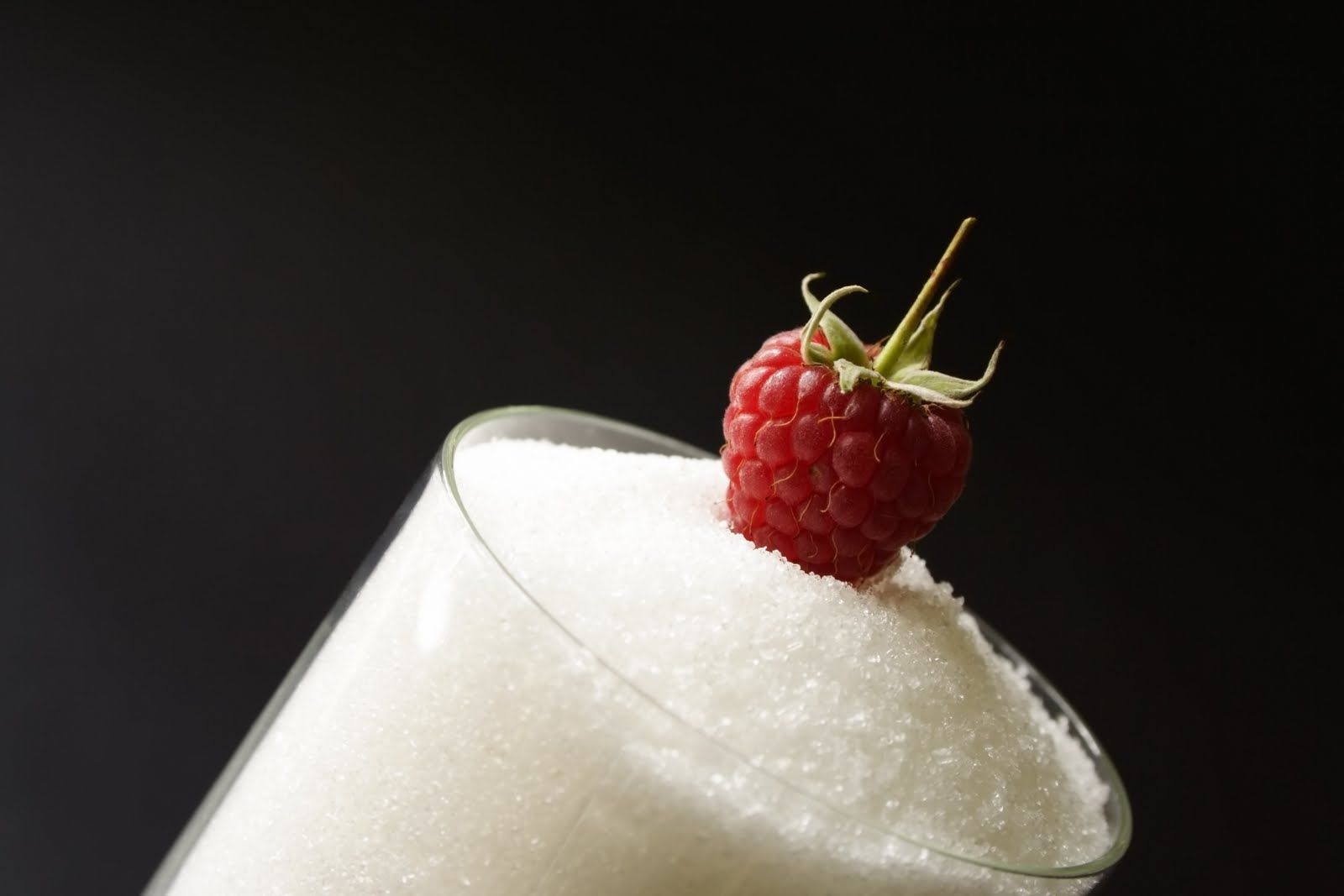 CE TREBUIE SA STIM DESPRE FRUCTOZA?