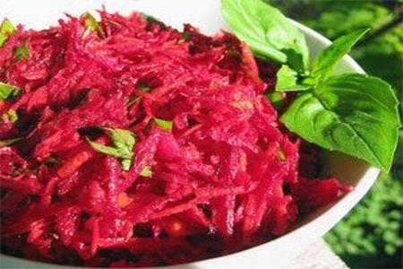 RETETA SANATOASA CU SFECLA ROSIE