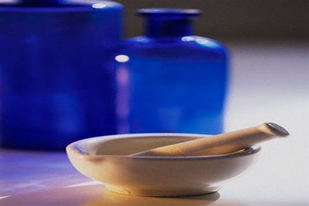 TINCTURILE SIMPLE SI ACTIUNEA ACESTORA ASUPRA ORGANISMULUI